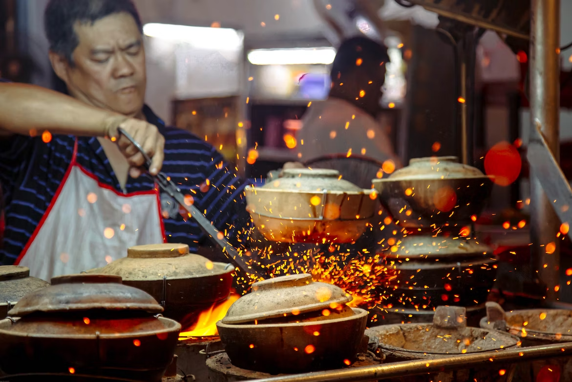 How to Prevent a Fire in the Kitchen: Essential Safety Measures | Gold ...